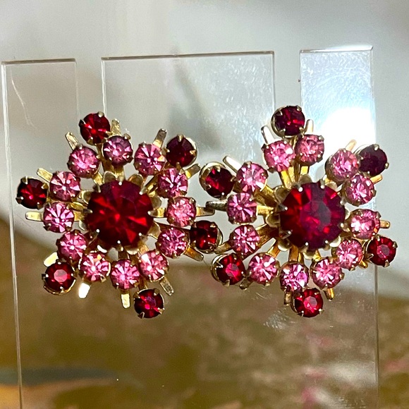 Coro | Jewelry | Signed Coro Red And Pink Prong Set Rhinestone And Gold ...